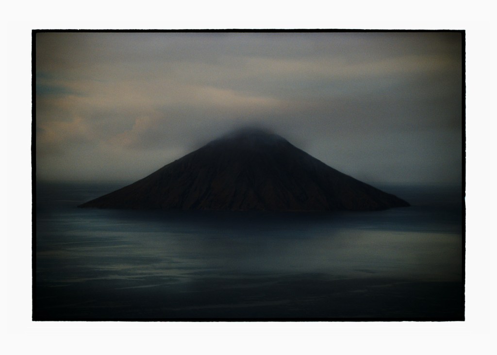 Review: ‘Bill Henson’ at Tolarno Galleries, Melbourne – Art Blart _ art ...