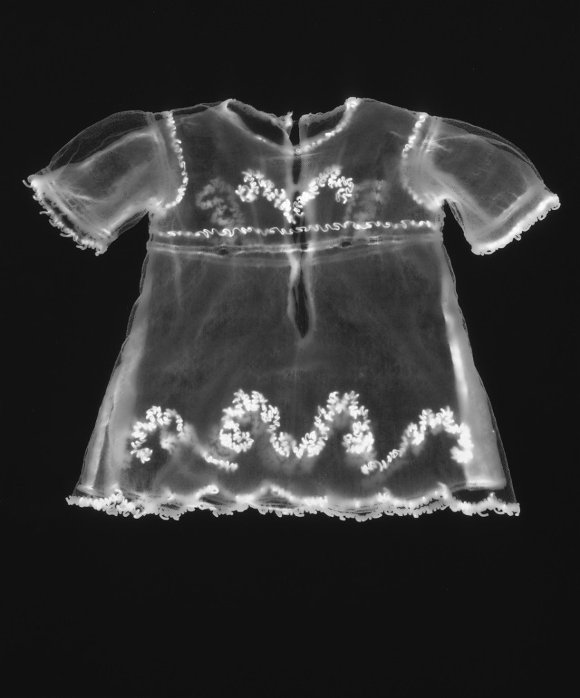 Exhibition: ‘Adam Fuss A Survey of his Work: 1986/2010’ at Huis ...