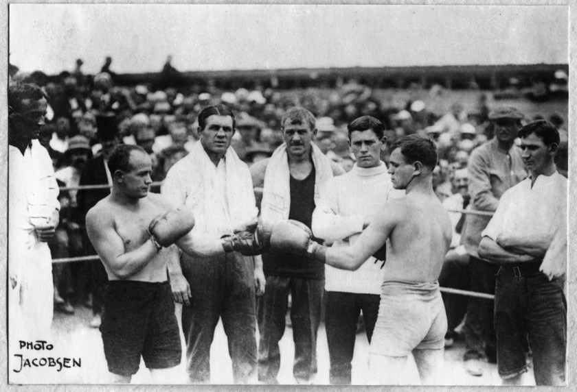 August 2011Art Blart _ art and cultural memory archive