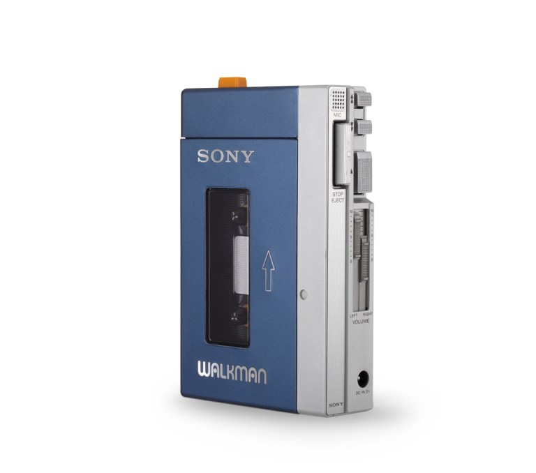 Walkman TPS-L2 – Art Blart _ art and cultural memory archive