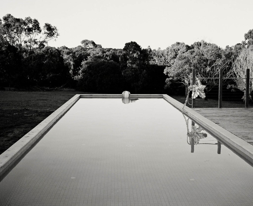 Review: ‘Jane Brown / Australian Gothic’ at Edmund Pearce Gallery ...