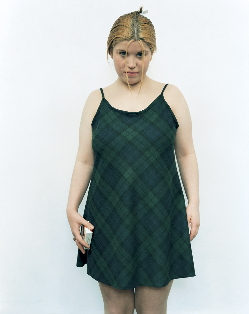 Rineke Dijkstra Beach PortraitsArt Blart _ art and cultural memory archive