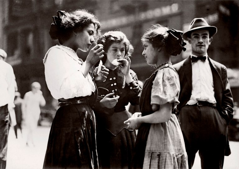 Lewis Hine: Photography for a ChangeArt Blart _ art and cultural memory ...