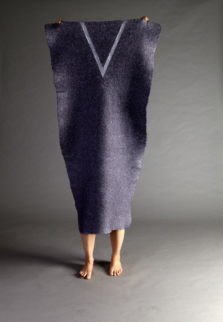 Review: ‘Anne Ferran: Box of Birds’ at Stills Gallery, SydneyArt Blart ...