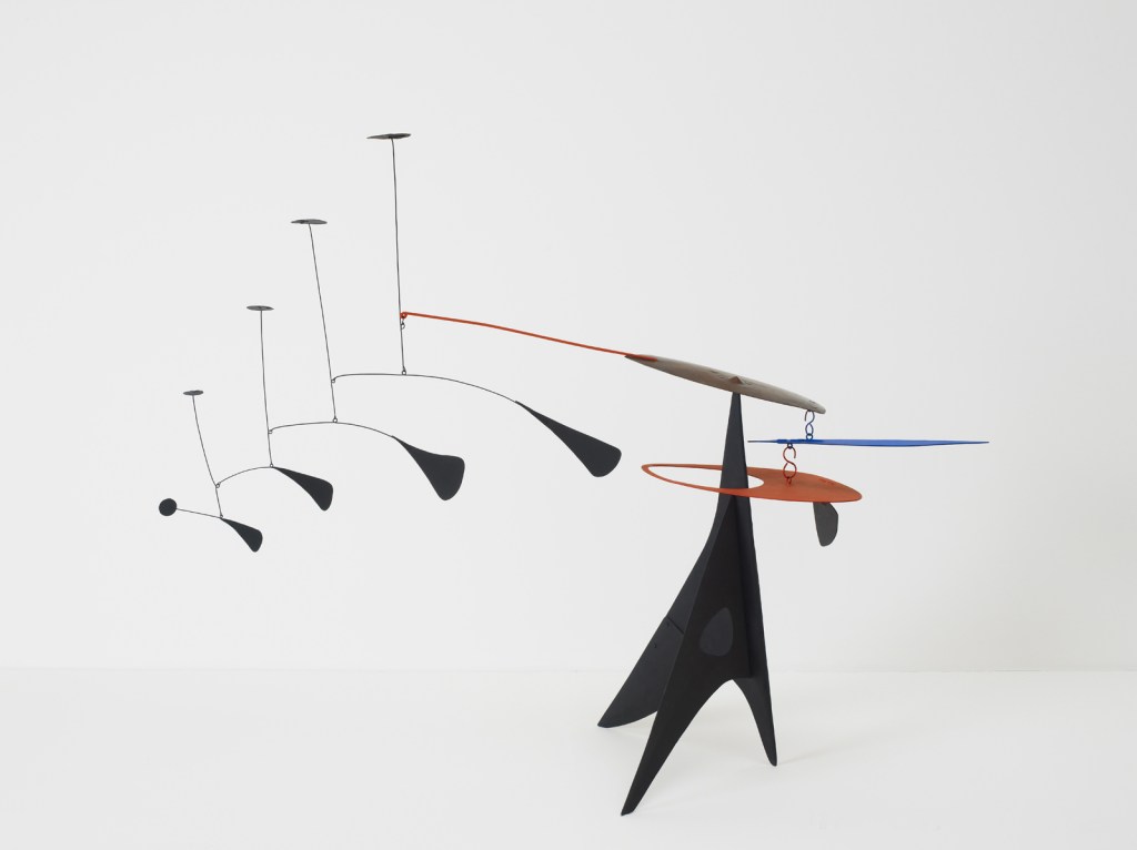 Alexander Calder Blue Feather – Art Blart _ art and cultural memory archive