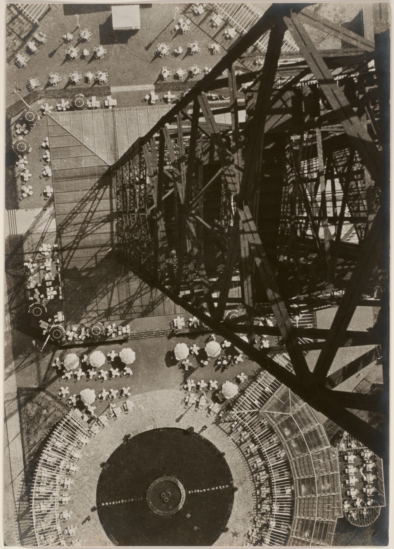 László Moholy-Nagy Bauhaus BalconiesArt Blart _ art and cultural memory ...