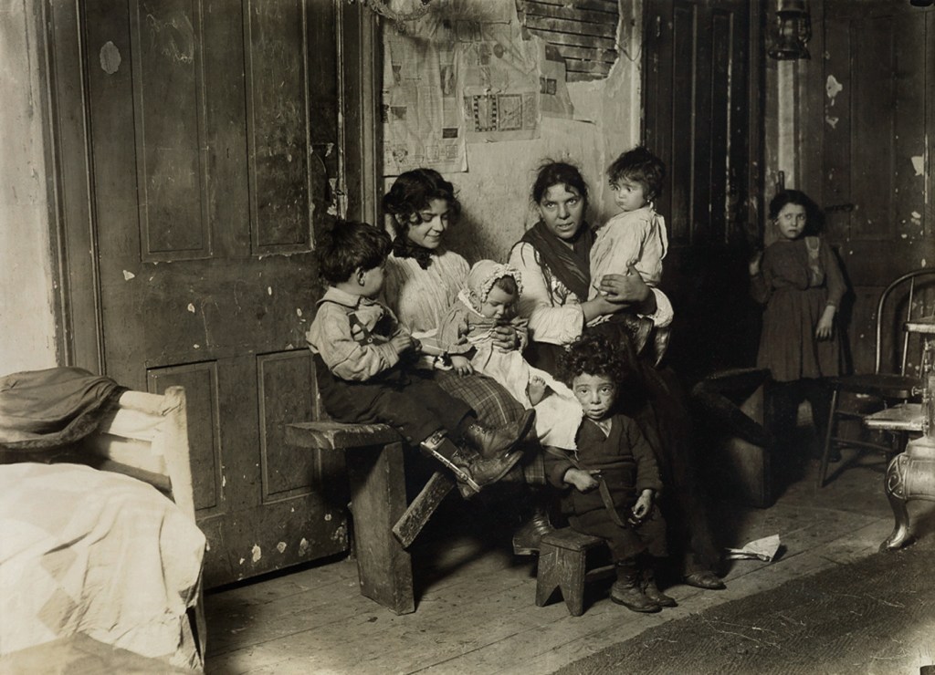 Photographs: “Climbing into immortality” on the work of Lewis W. Hine ...