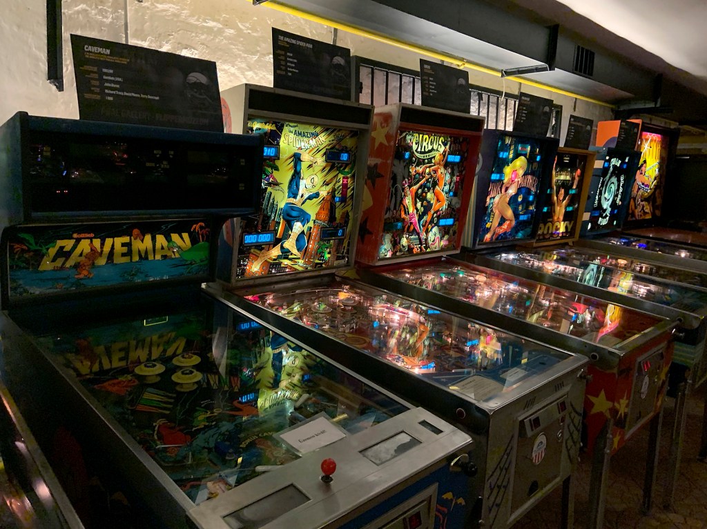 European art research tour: Pinball art at the Flippermúzeum ...