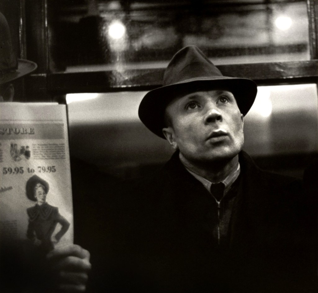 Photographs: ‘Walker Evans – Subway portraits’ 1938-1941Art Blart _ art ...
