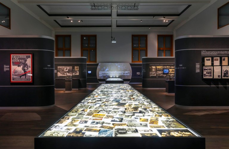 'Flashes of Memory. Photography During the Holocaust' Museum für Fotografie