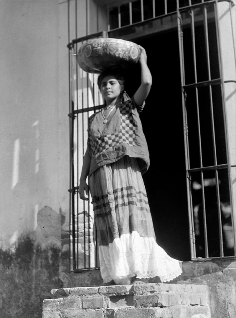 'Tina Modotti' at Fundación MAPFRE Photography Center (Barcelona)